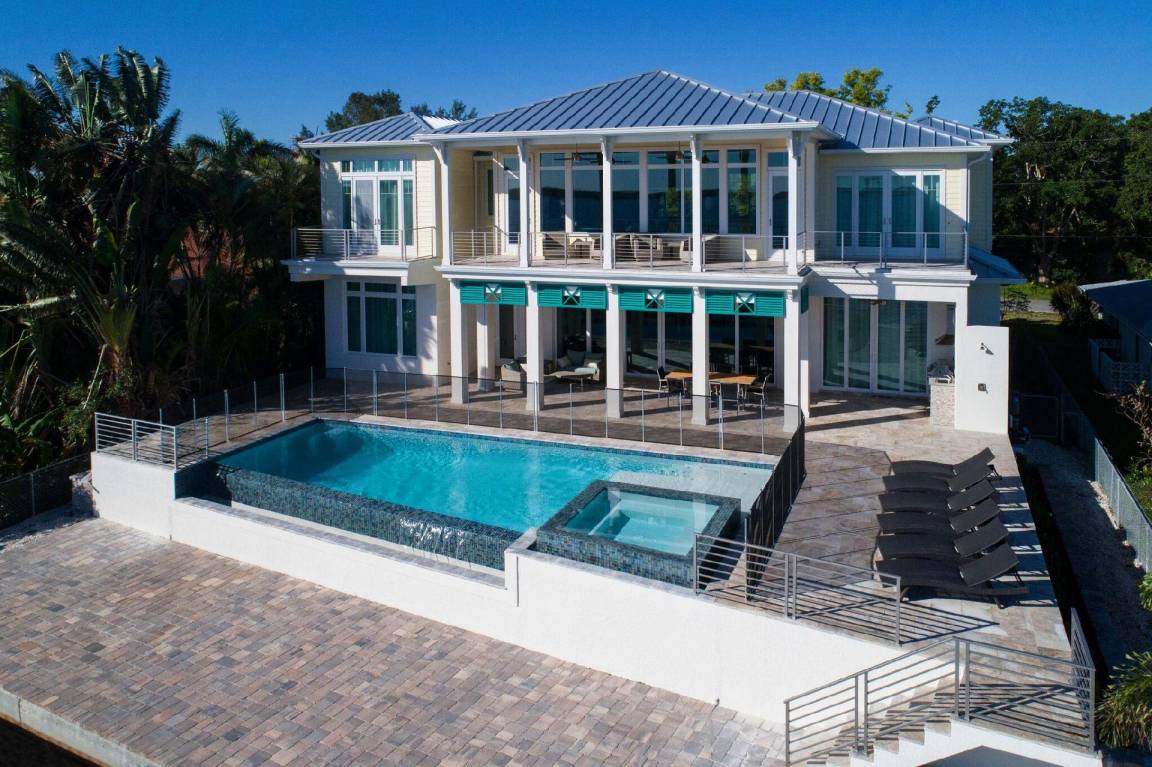 425 M² House ∙ 4 Bedrooms ∙ 8 Guests - Cape Coral, FL