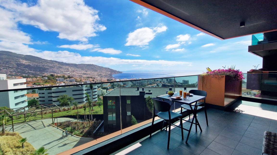 108 M² Apartment ∙ 2 Bedrooms ∙ 4 Guests - Funchal