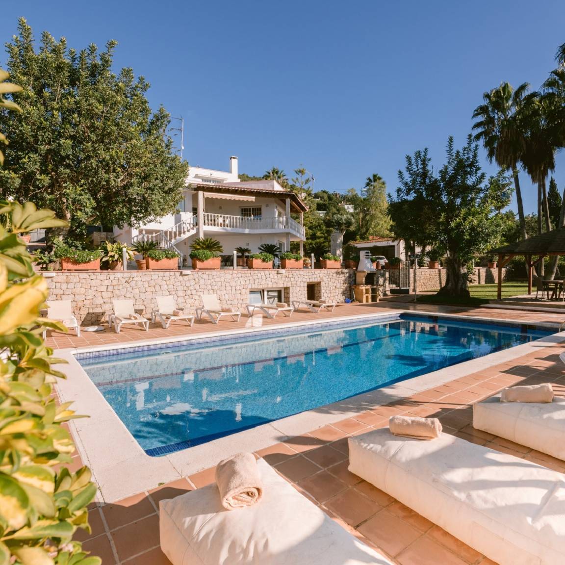 550 M² Villa ∙ 6 Bedrooms ∙ 12 Guests - Ibiza City