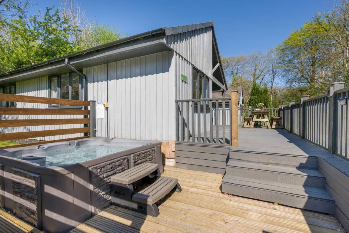 Lodge ∙ 2 Bedrooms ∙ 4 Guests - Bude