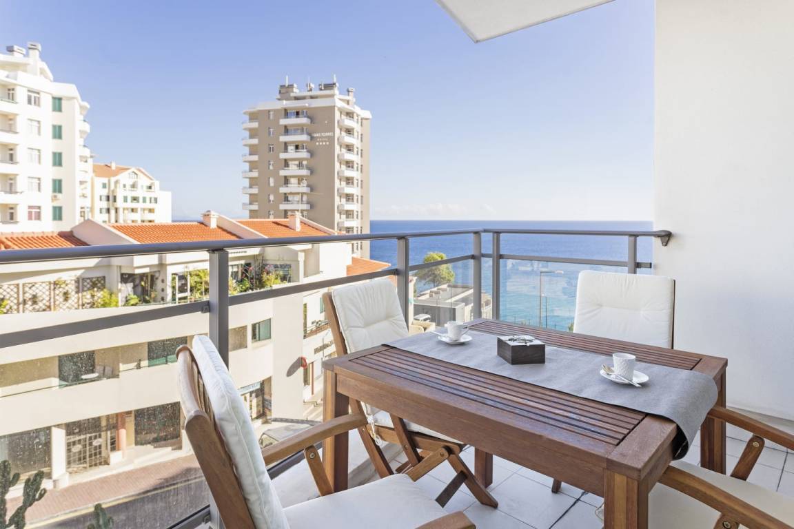 120 M² Appartement ∙ 2 Chambres ∙ 4 Personnes - Funchal