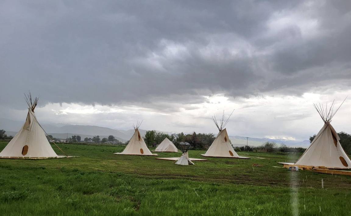 Camping ∙ 1 Bedroom ∙ 6 Guests - Wyoming