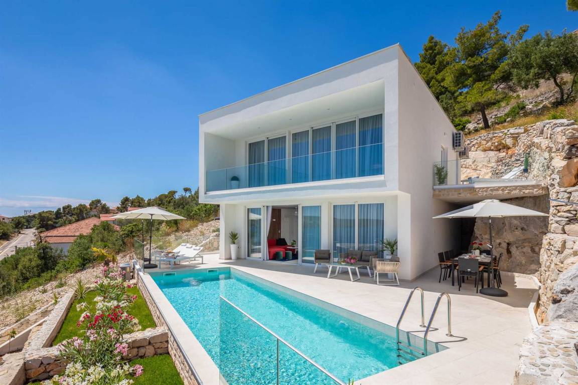 405 M² Villa ∙ 8 Schlafzimmer ∙ 16 Gäste - Trogir