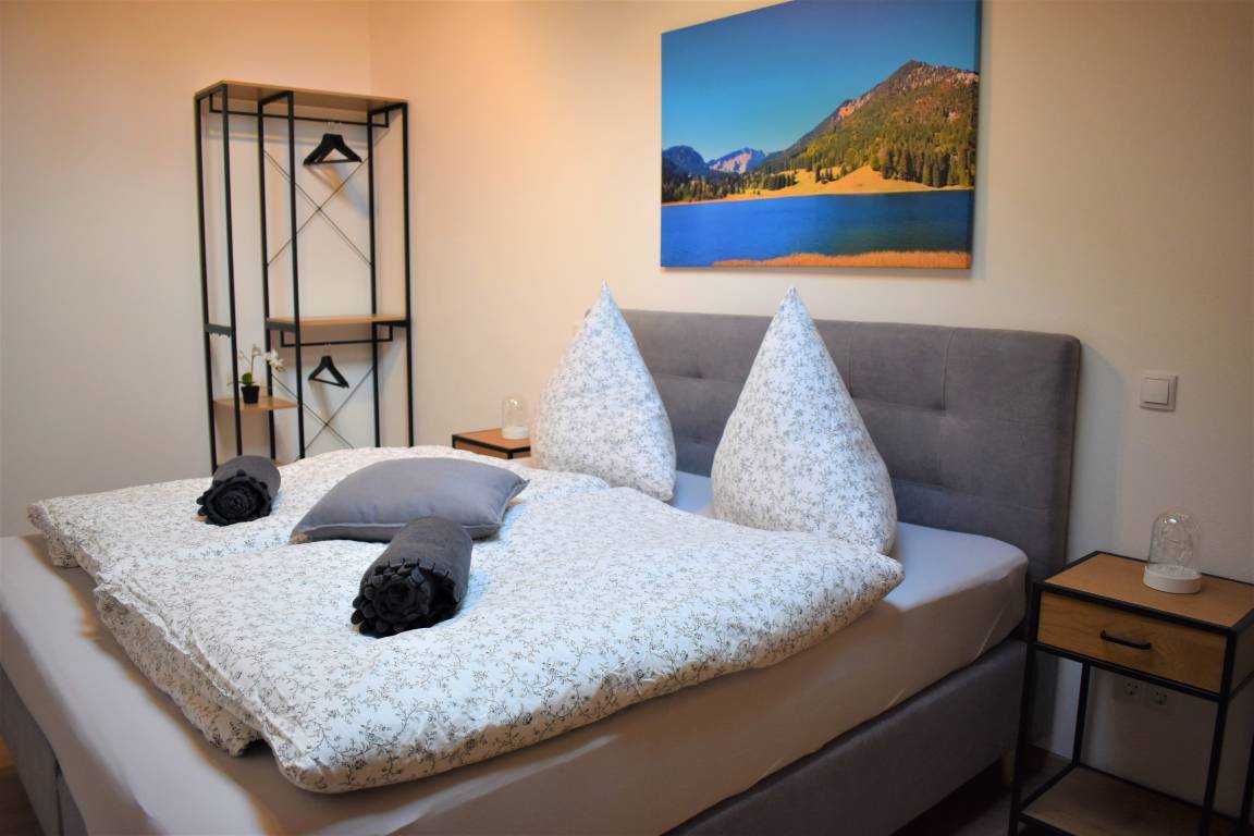 85 M² Ferienwohnung ∙ 2 Schlafzimmer ∙ 4 Gäste - Kolbermoor