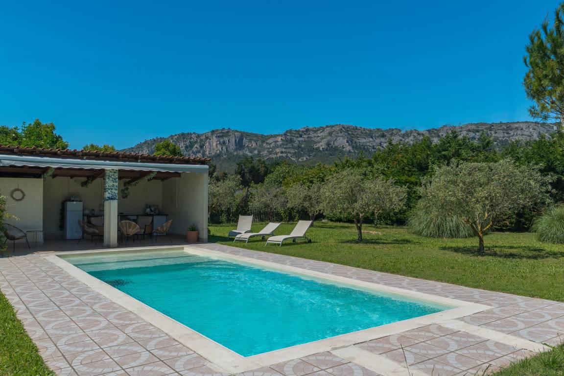 48 M² House ∙ 1 Bedroom ∙ 4 Guests - Luberon