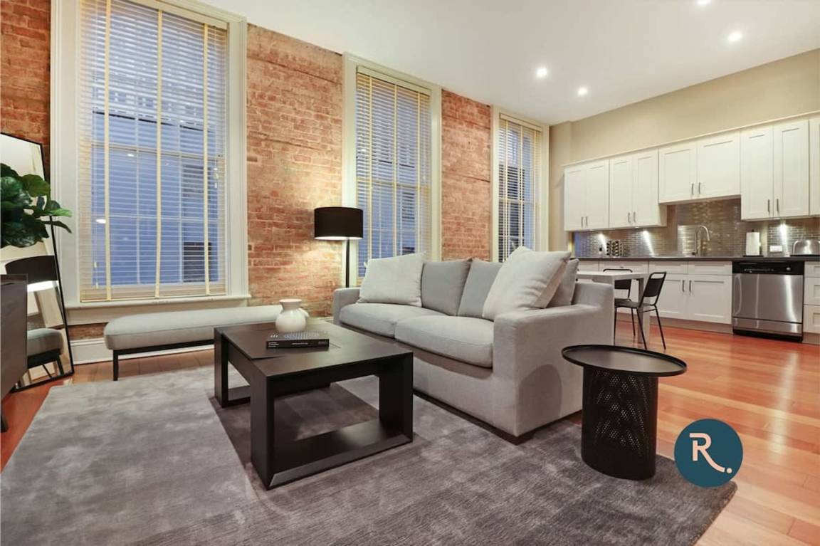 Apartment ∙ 3 Bedrooms ∙ 10 Guests - Mardi Gras New Orleans