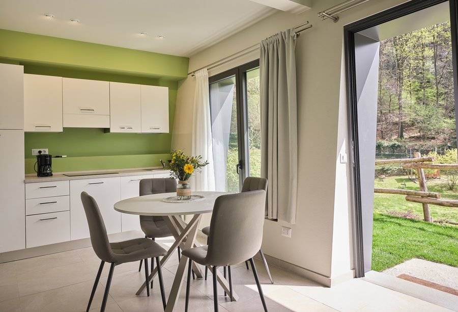 85 M² Farmhouse ∙ 2 Bedrooms ∙ 6 Guests - Stresa