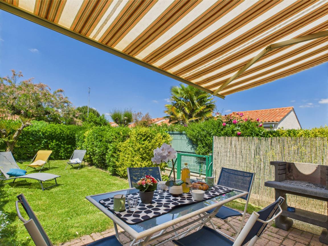 30 M² Huis ∙ 1 Slaapkamer ∙ 4 Gasten - Jard-sur-Mer