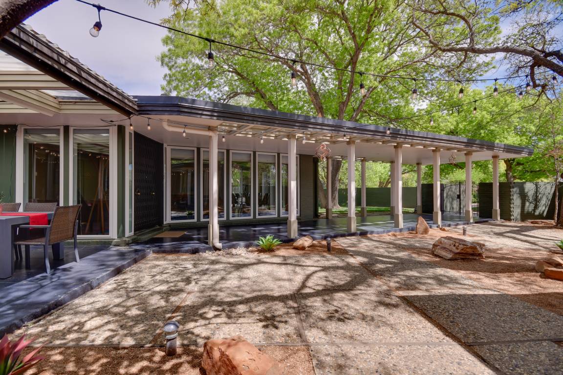260 M² House ∙ 4 Bedrooms ∙ 8 Guests - Amarillo, TX