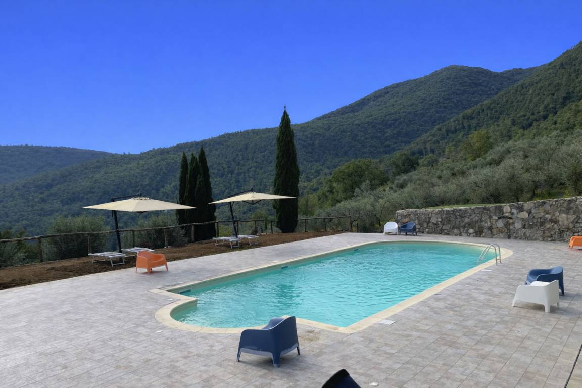 150 M² Resort ∙ 3 Bedrooms ∙ 8 Guests - Tuscany