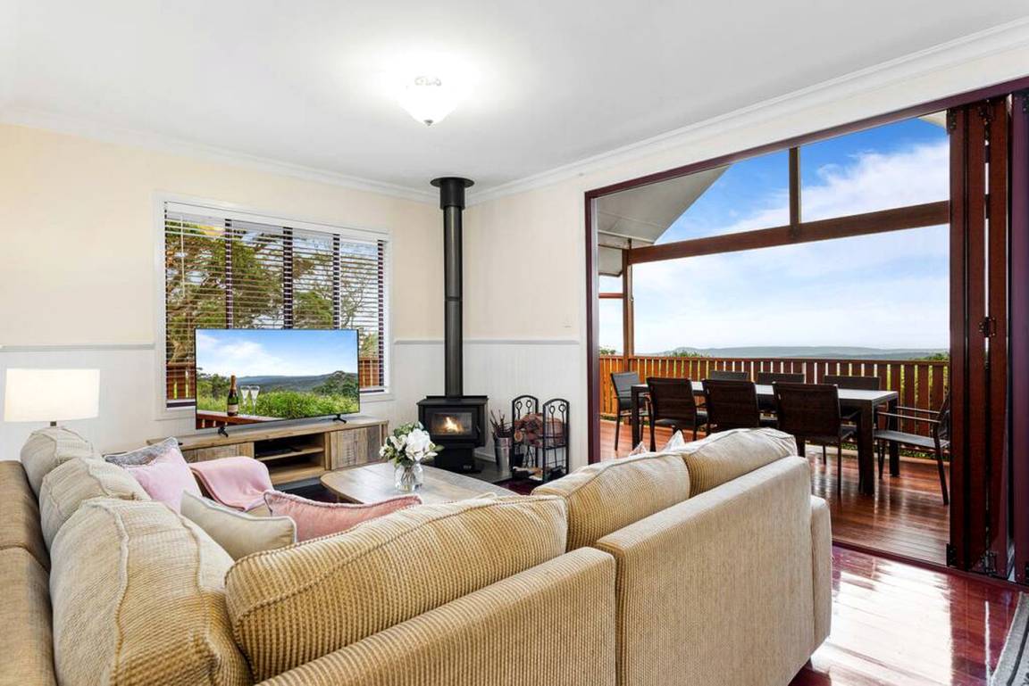 House ∙ 1 Bedroom ∙ 7 Guests - Ravensbourne National Park