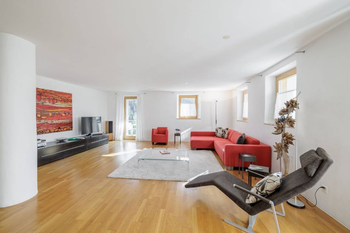 98 M² Ferienwohnung ∙ 2 Schlafzimmer ∙ 4 Gäste - Scuol