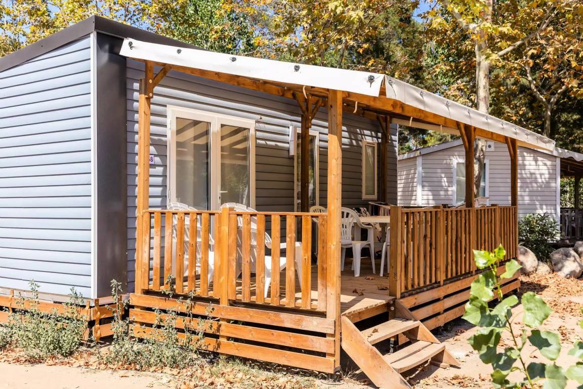 35 M² Mobilheim ∙ 3 Schlafzimmer ∙ 6 Gäste - Korsika