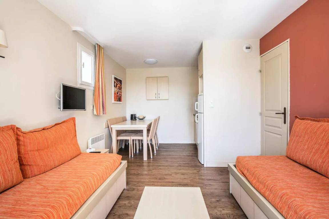 40 M² Apartament ∙ 2 Sypialnie ∙ 6 Gości - Grimaud