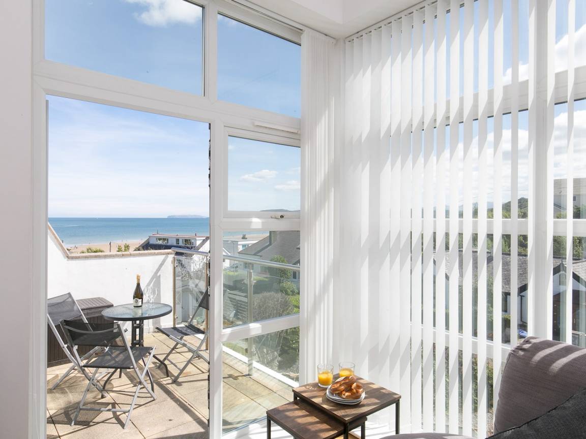 56 M² Apartment ∙ 2 Bedrooms ∙ 4 Guests - Benllech