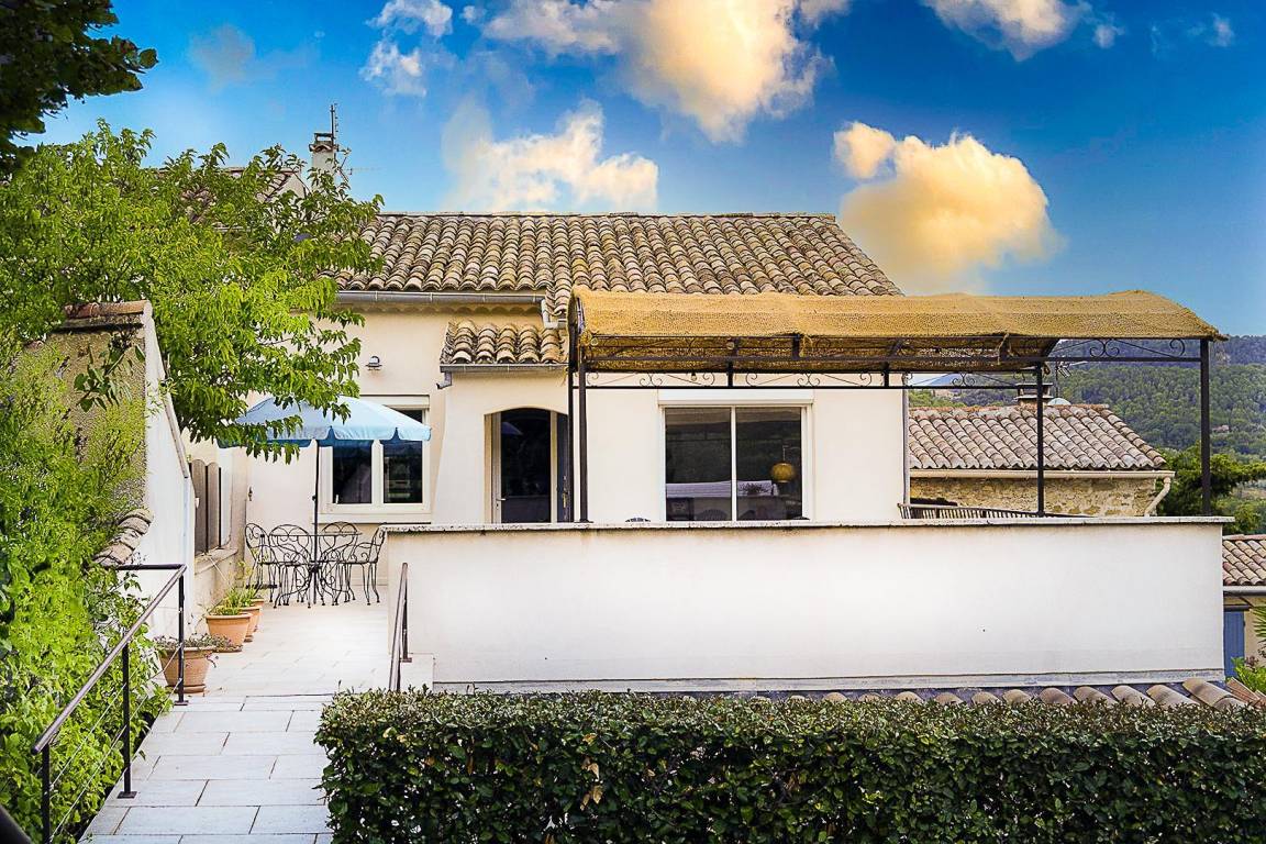 69 M² Gîte ∙ 2 Chambres ∙ 4 Personnes - Bédoin