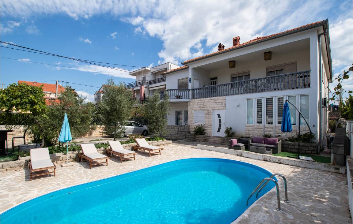 70 M² Appartement ∙ 2 Chambres ∙ 6 Personnes - Zadar