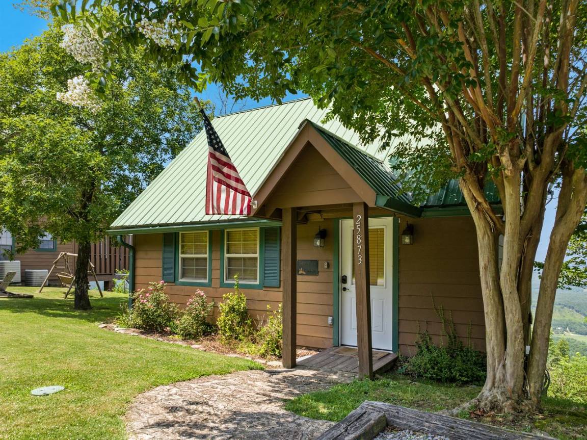 House ∙ 1 Bedroom ∙ 4 Guests - Mentone, AL
