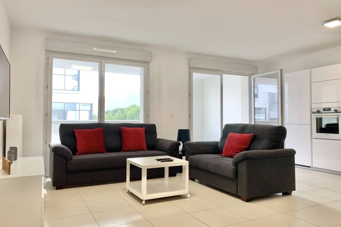 72 M² Apartamento ∙ 2 Habitaciones ∙ 4 Huéspedes - Meylan