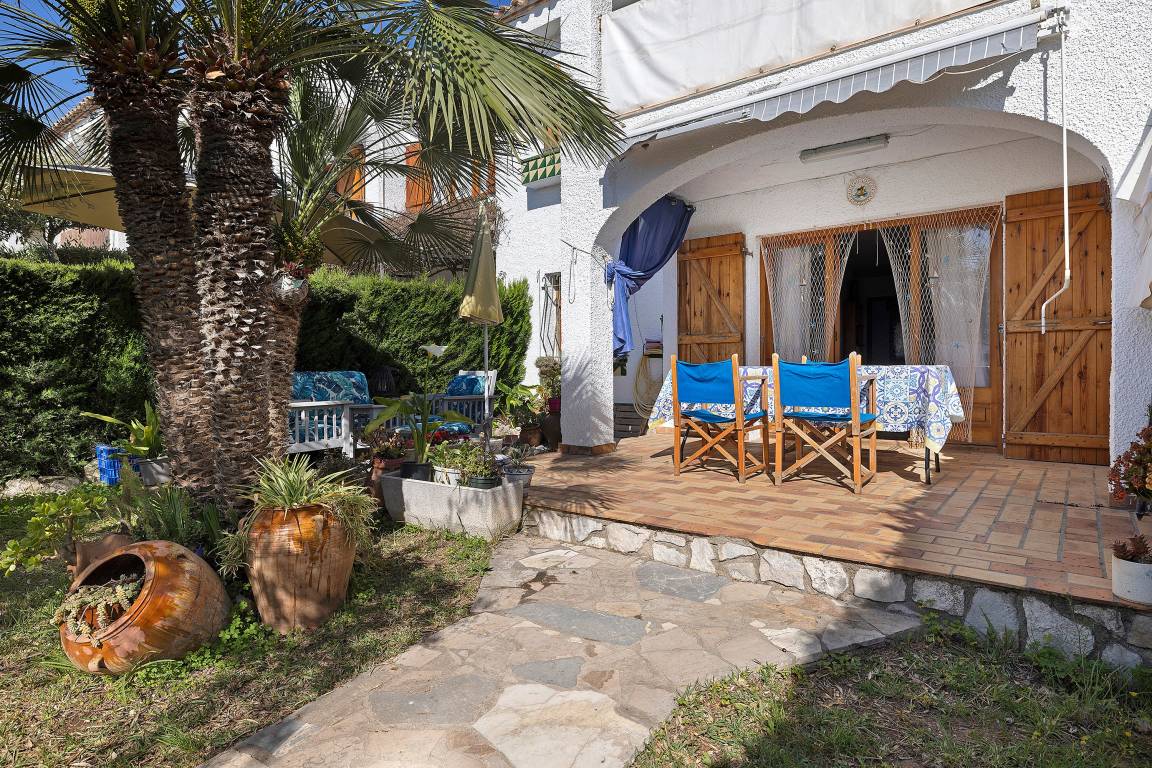 60 M² Apartamento ∙ 2 Habitaciones ∙ 4 Huéspedes - La Ampolla