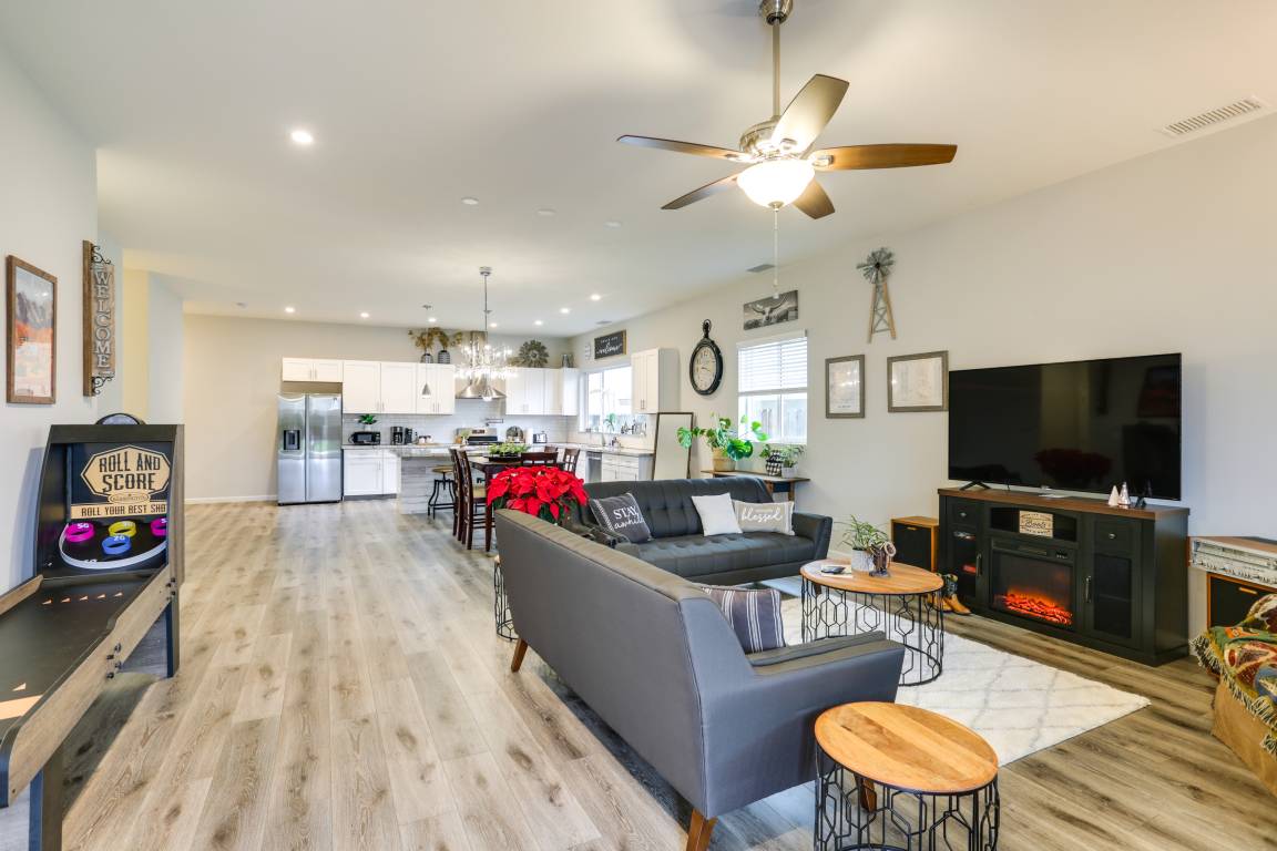 201 M² House ∙ 3 Bedrooms ∙ 6 Guests - Clovis, CA