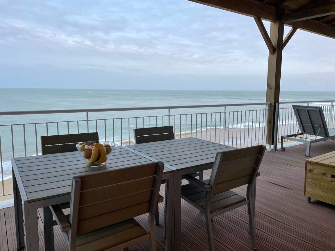 100 M² Appartement ∙ 3 Chambres ∙ 12 Personnes - Vendée