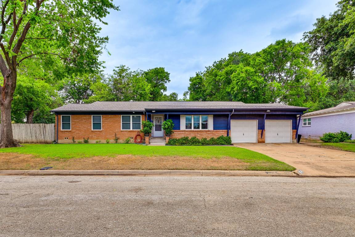 157 M² House ∙ 3 Bedrooms ∙ 6 Guests - Grapevine, TX
