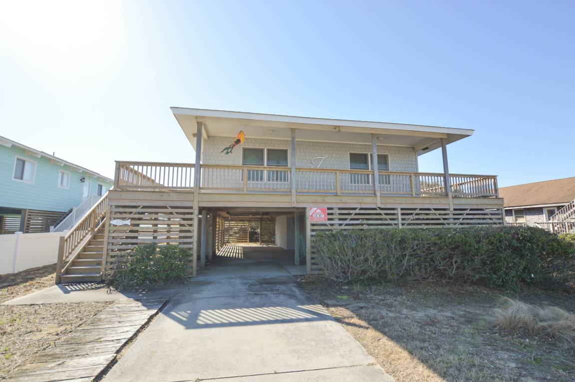 House ∙ 3 Bedrooms ∙ 6 Guests - Duck, NC