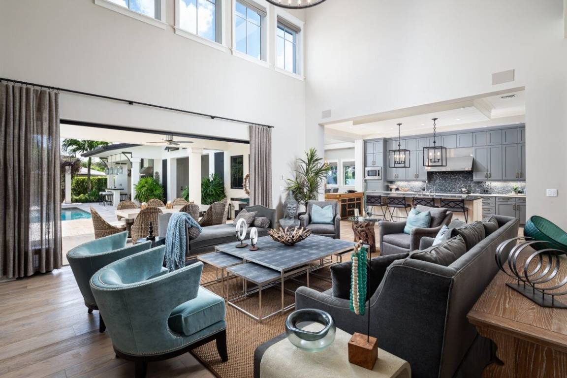 391 M² House ∙ 5 Bedrooms ∙ 10 Guests - Naples, FL