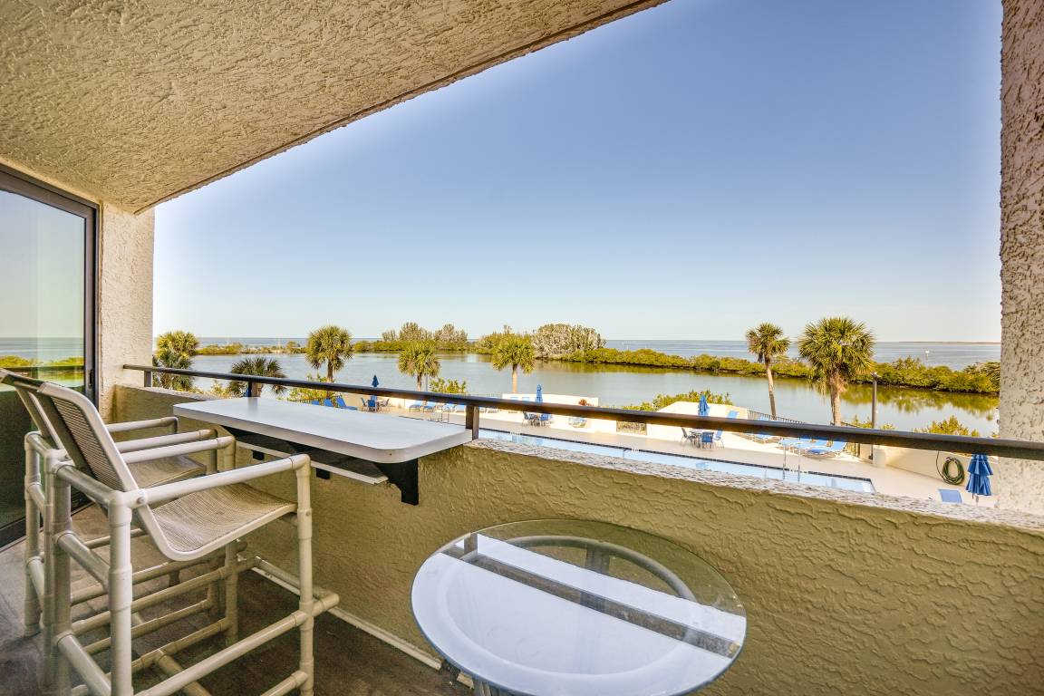 88 M² Apartment ∙ 2 Bedrooms ∙ 6 Guests - Hudson, FL