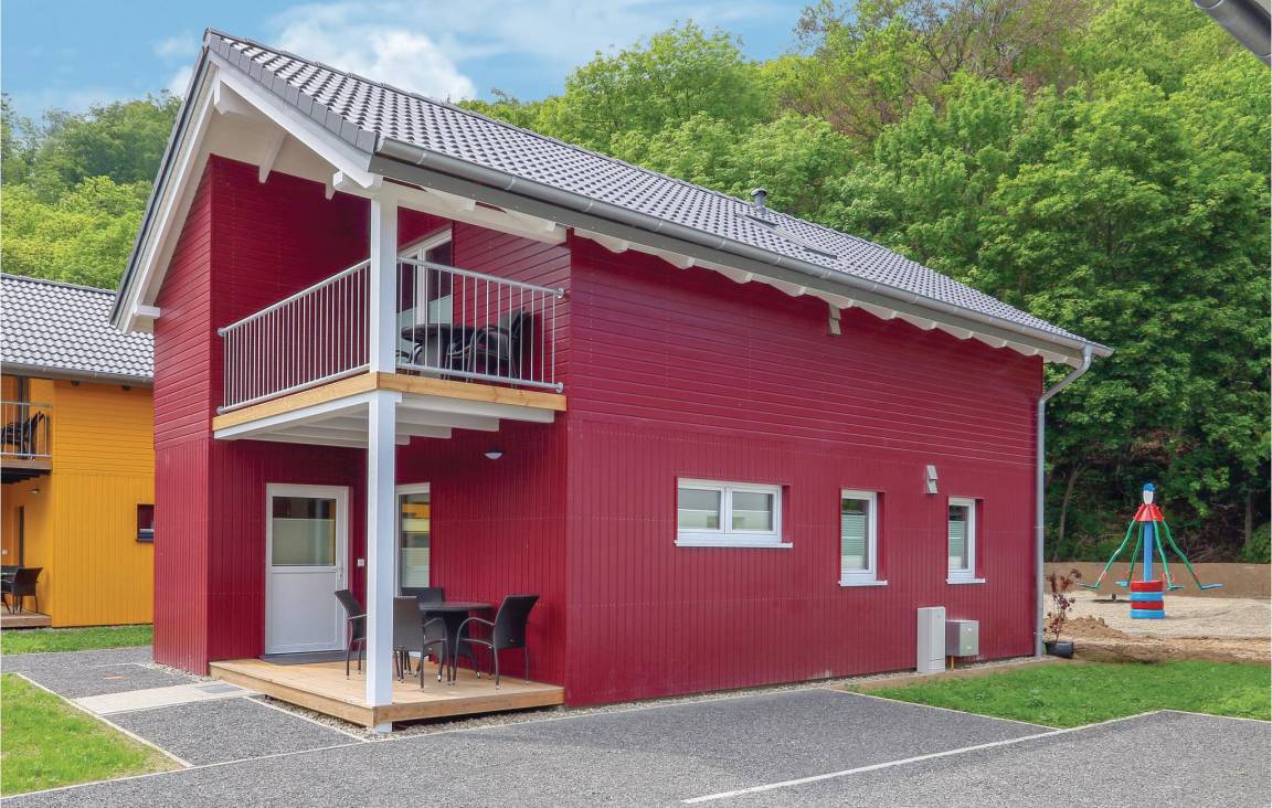 90 M² Ferienhaus ∙ 4 Schlafzimmer ∙ 8 Gäste - Thale