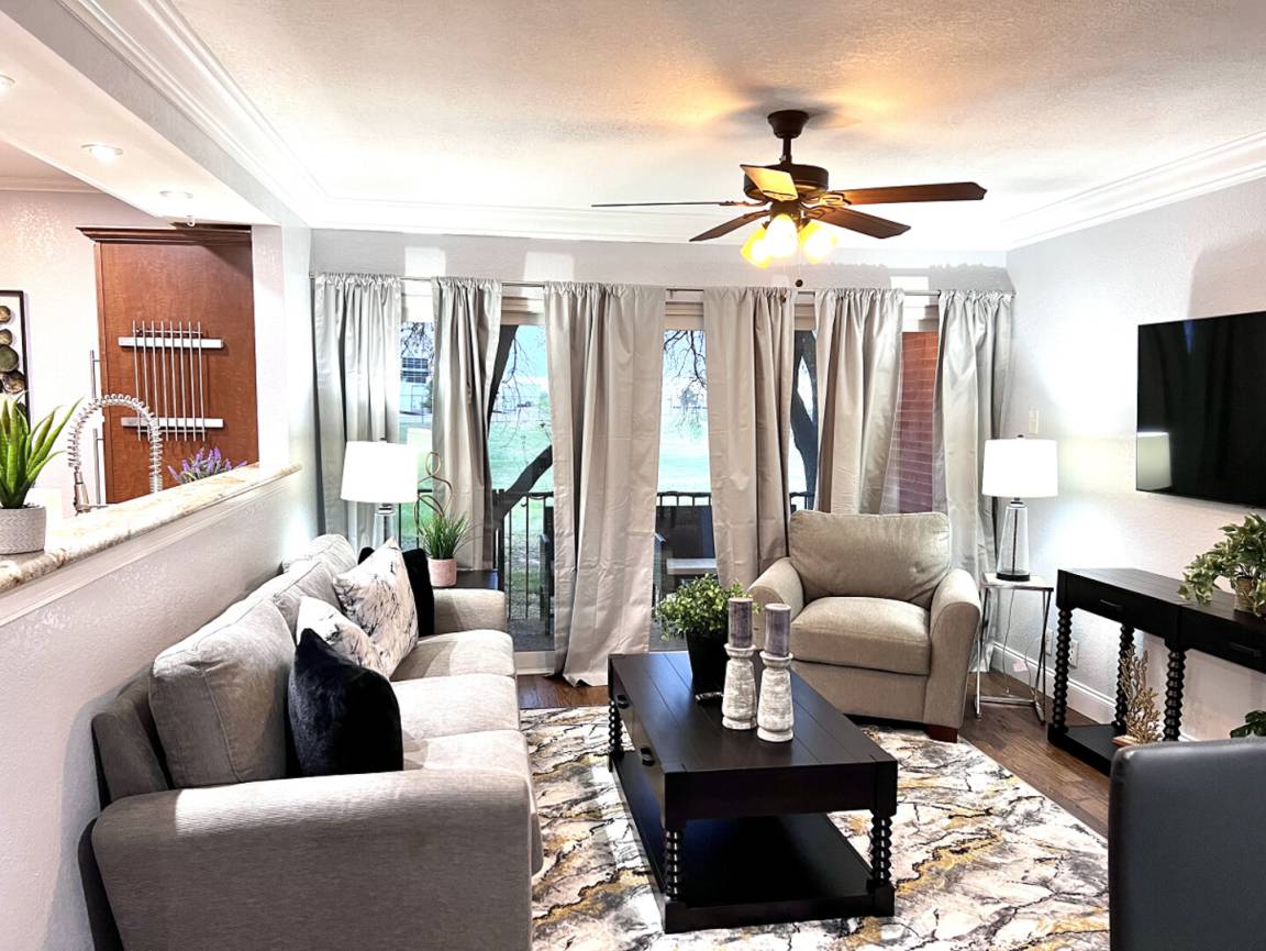107 M² Casa ∙ 2 Habitaciones ∙ 4 Huéspedes - Grand Prairie