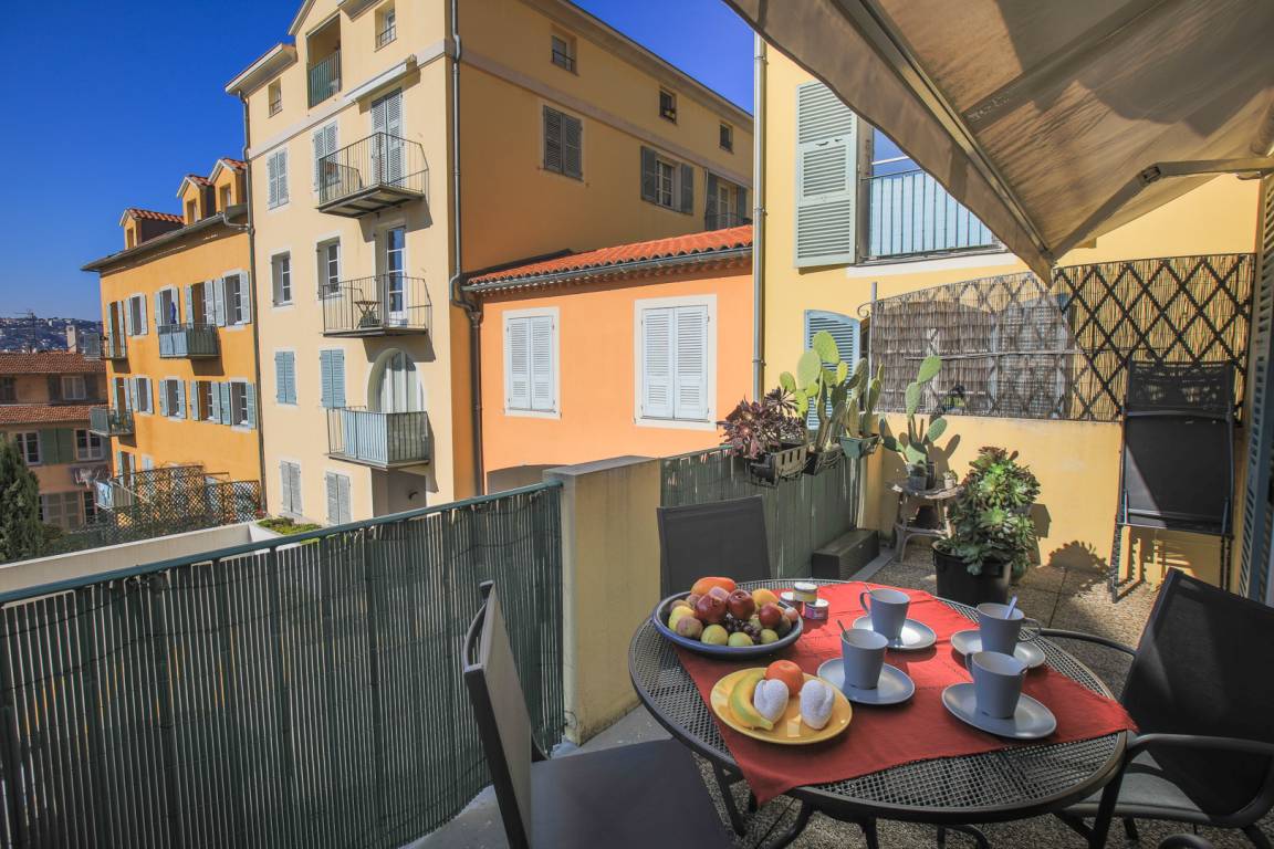80 M² Appartement ∙ 2 Chambres ∙ 3 Personnes - Castel Plage - Nice