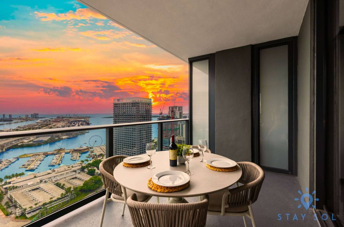 Apartment ∙ 3 Bedrooms ∙ 8 Guests - Miami