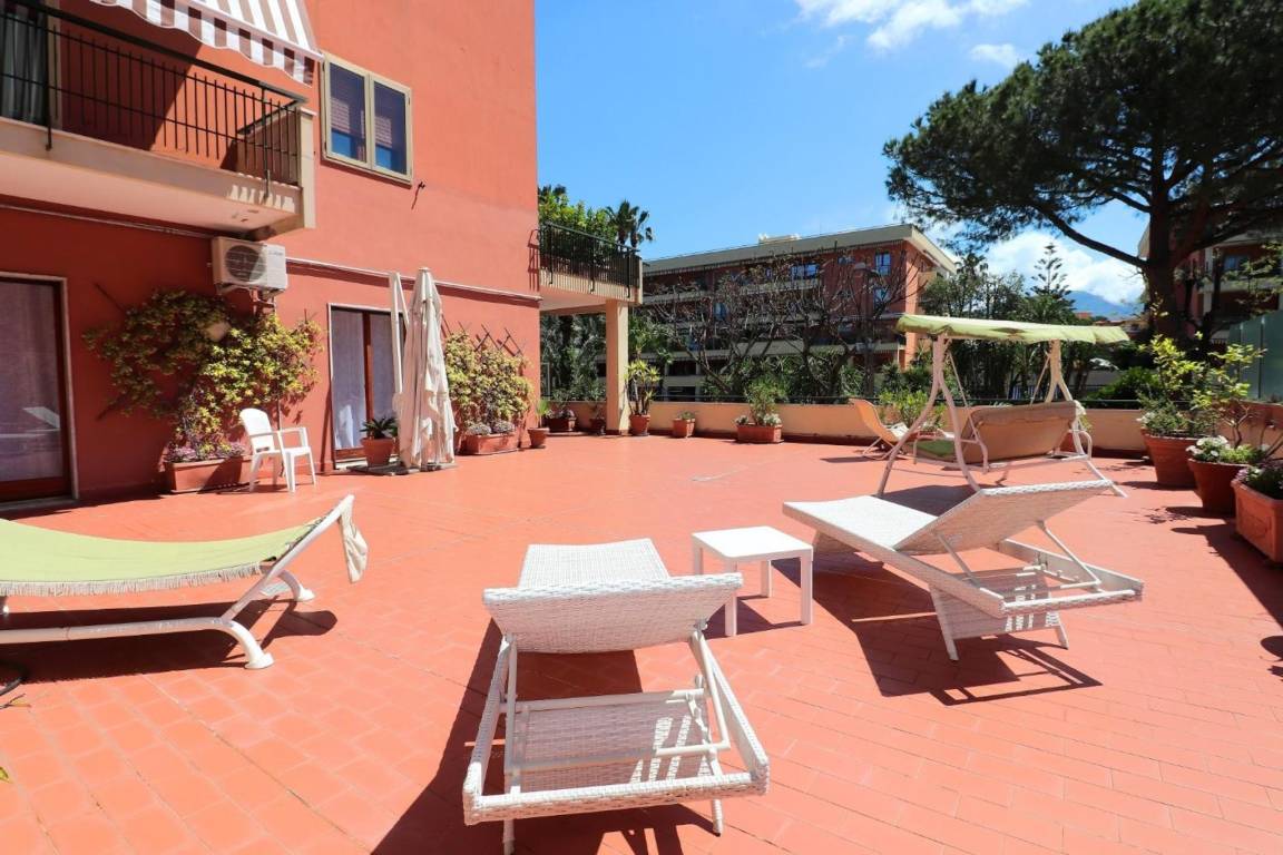 150 M² Apartment ∙ 2 Bedrooms ∙ 8 Guests - Sorrento