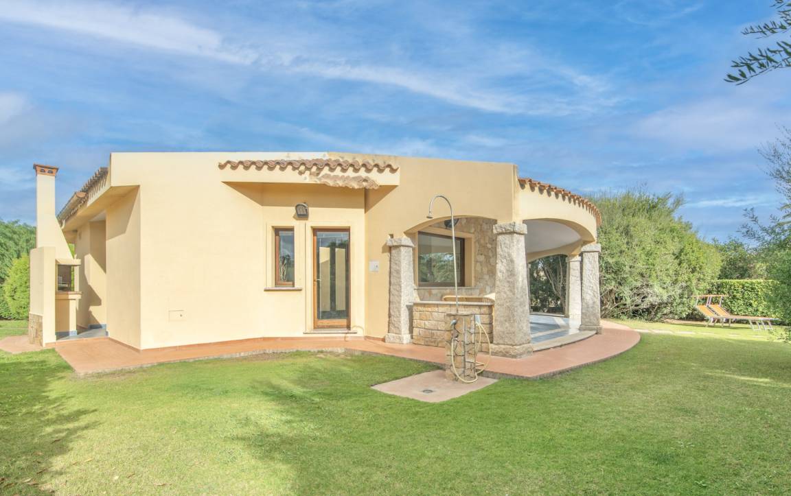 120 M² Villa ∙ 3 Bedrooms ∙ 6 Guests - Costa Rei