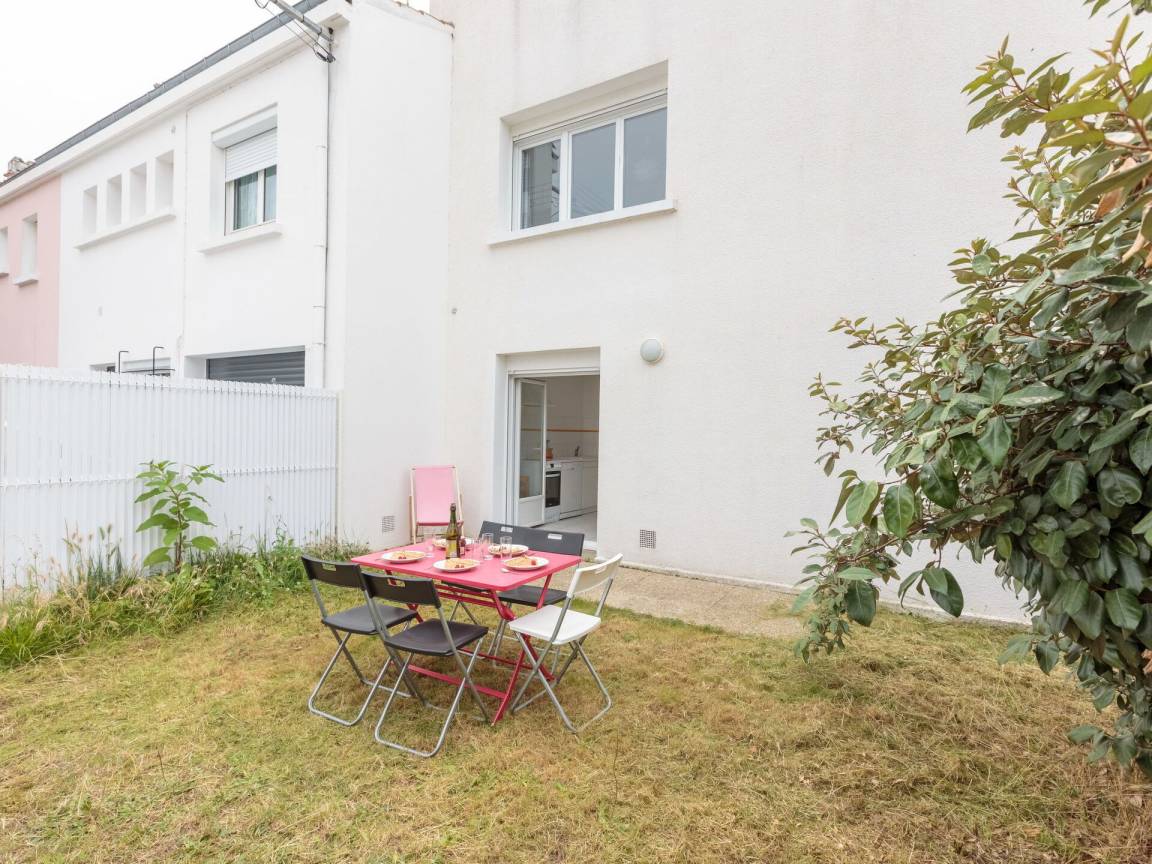 65 M² Huis ∙ 2 Slaapkamers ∙ 5 Gasten - Royan