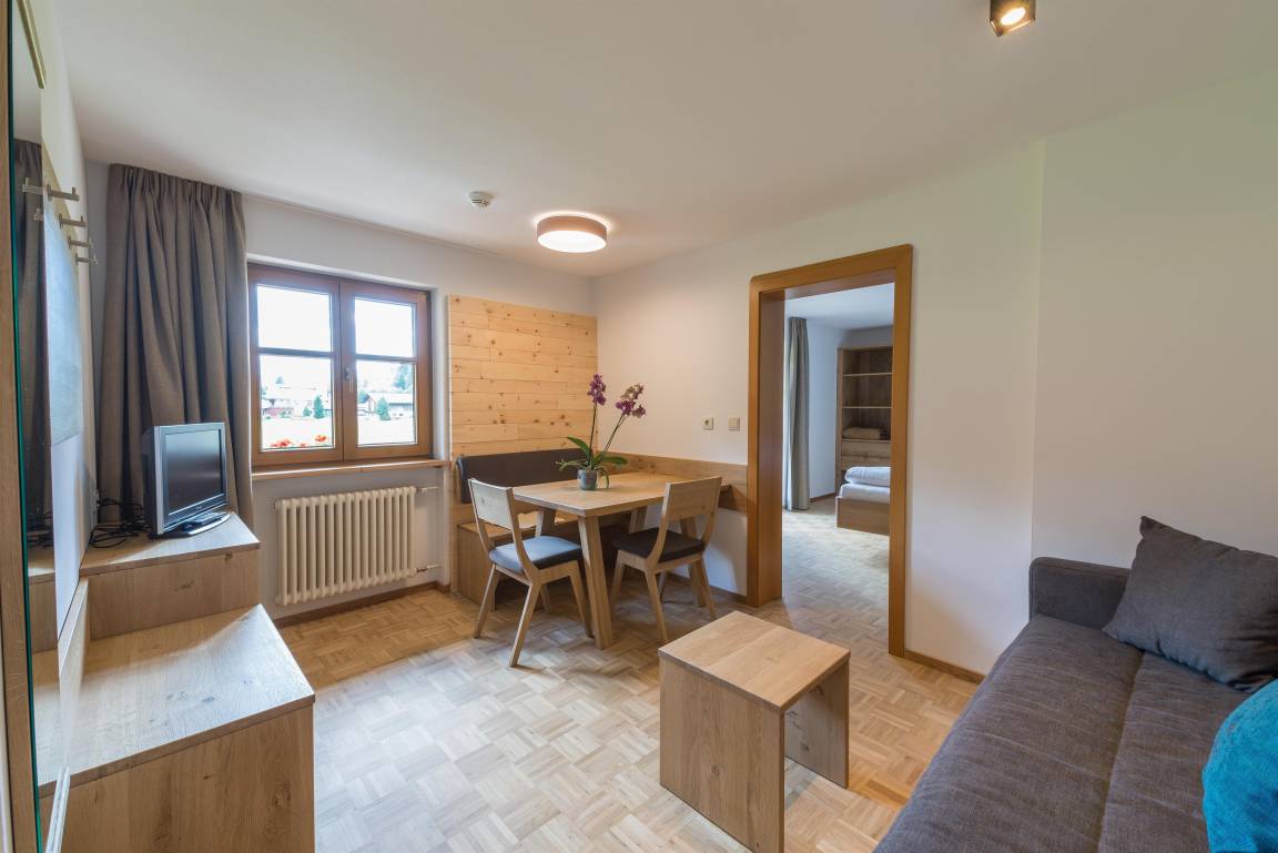 33 M² Ferienwohnung ∙ 1 Schlafzimmer ∙ 4 Gäste - Antholz Mittertal