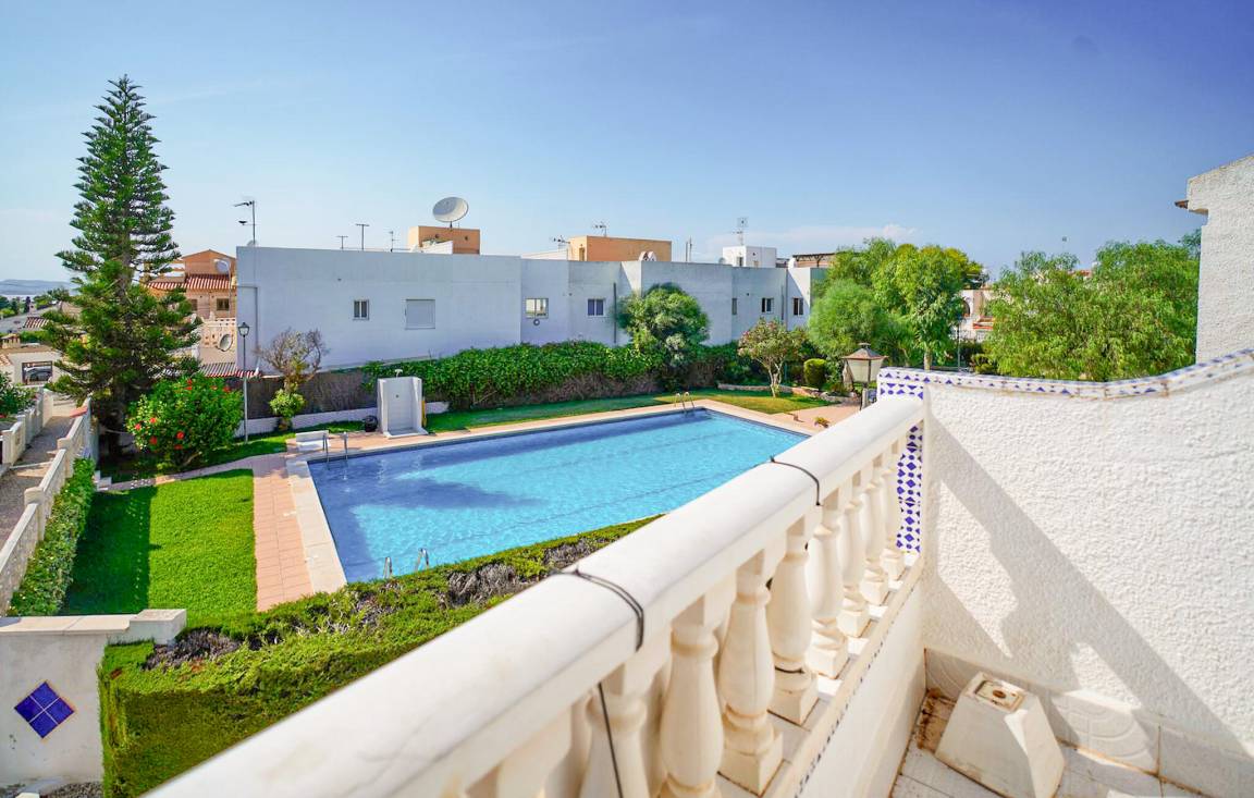 55 M² Apartamento ∙ 2 Habitaciones ∙ 4 Huéspedes - Torrevieja