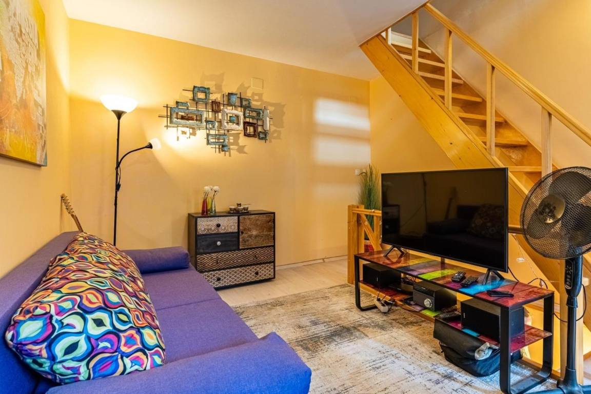 61 M² Huis ∙ 2 Slaapkamers ∙ 5 Gasten - Cres