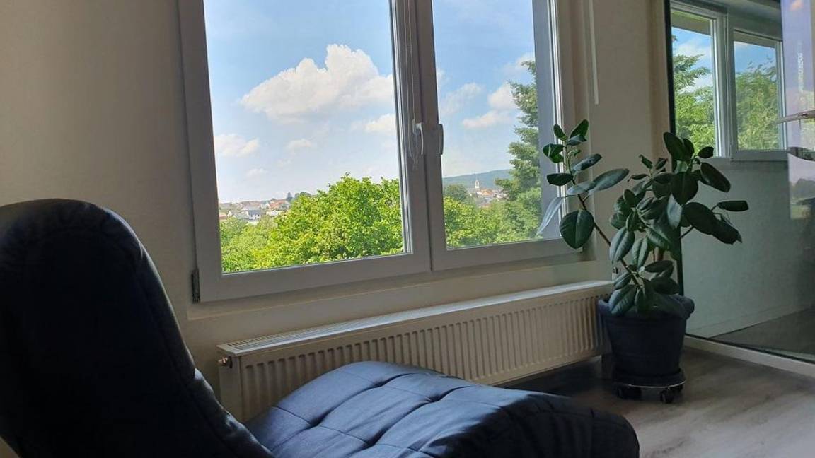 65 M² Ferienwohnung ∙ 1 Schlafzimmer ∙ 4 Gäste - Weiskirchen