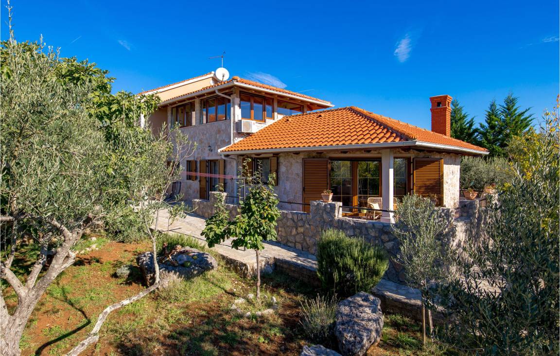 232 M² Huis ∙ 4 Slaapkamers ∙ 8 Gasten - Cres