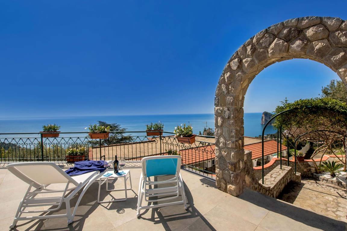 Villa Vacanza ∙ 4 Camere Da Letto ∙ 10 Ospiti - Massa Lubrense