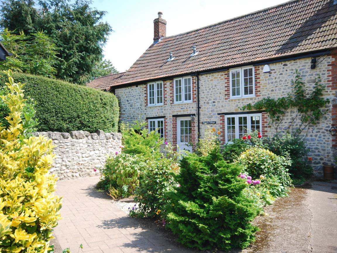 Cottage ∙ 3 Bedrooms ∙ 6 Guests - Chard