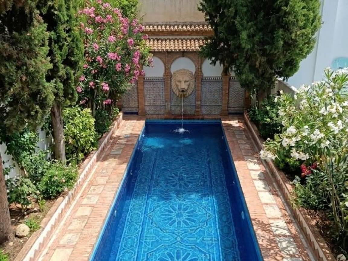 200 M² Villa ∙ 3 Makuuhuonetta ∙ 7 Vierasta - Granada, España