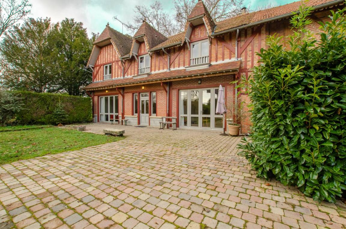 176 M² Gîte ∙ 4 Chambres ∙ 10 Personnes - Aube
