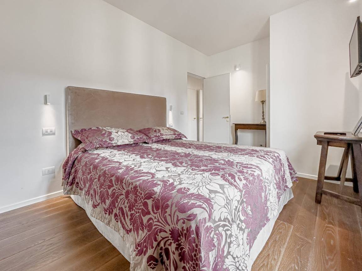 77 M² Appartamento Vacanza ∙ 2 Camere Da Letto ∙ 4 Ospiti - Bologna