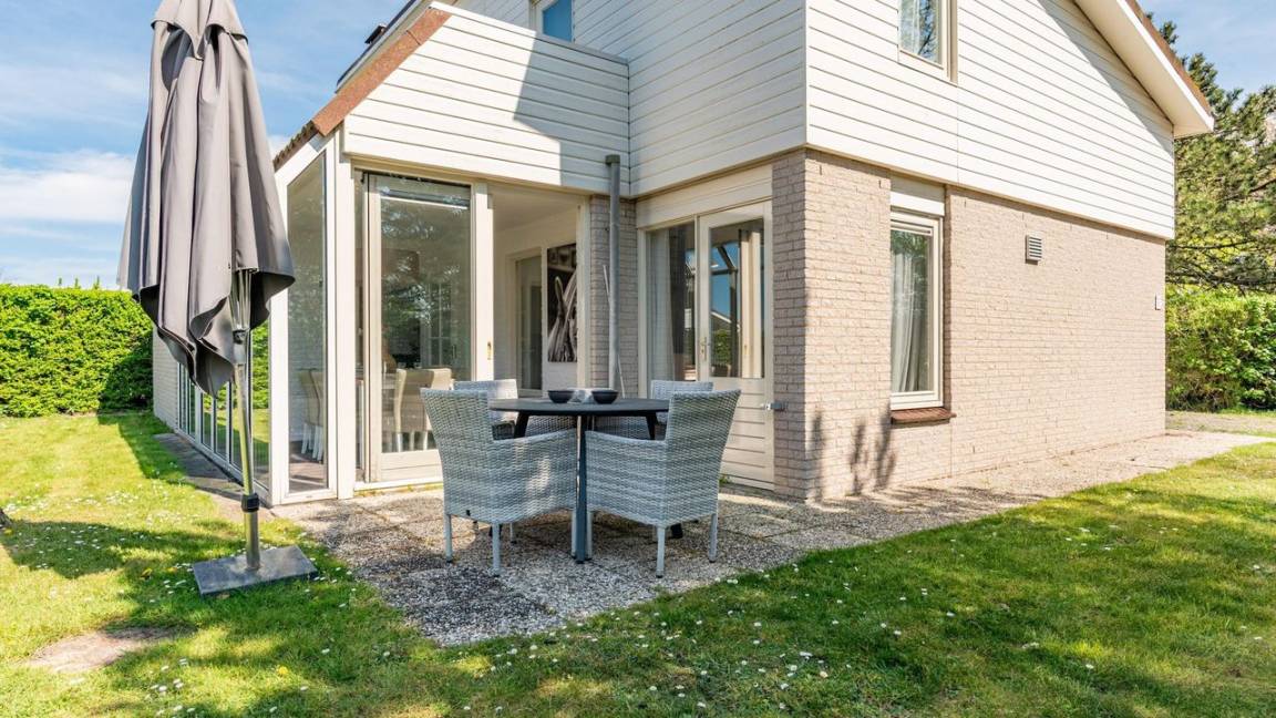 150 M² Ferienhaus ∙ 3 Schlafzimmer ∙ 6 Gäste - De Banjaard