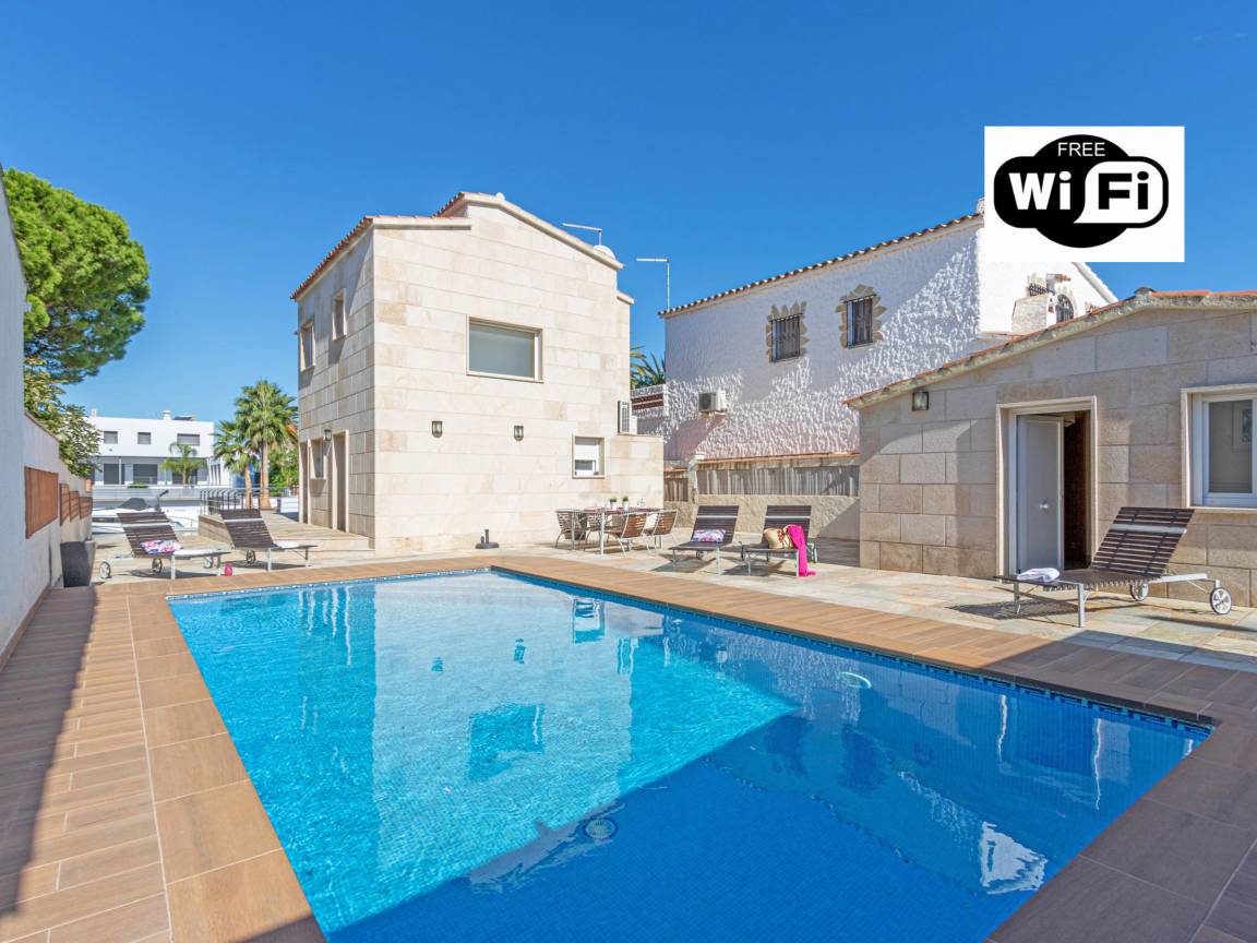180 M² Villa ∙ 4 Camere Da Letto ∙ 8 Ospiti - Empuriabrava
