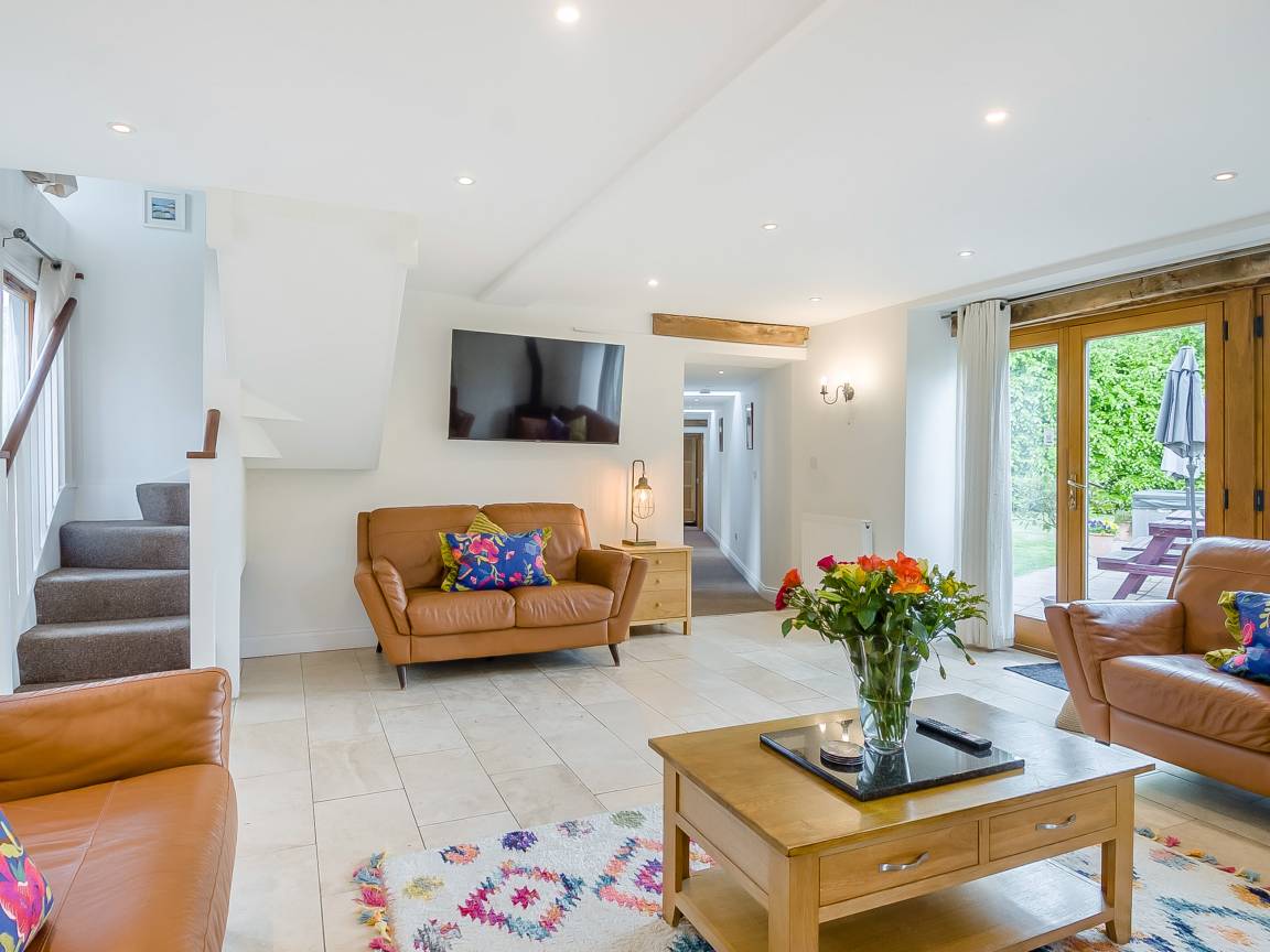Cottage ∙ 5 Bedrooms ∙ 12 Guests - Norfolk